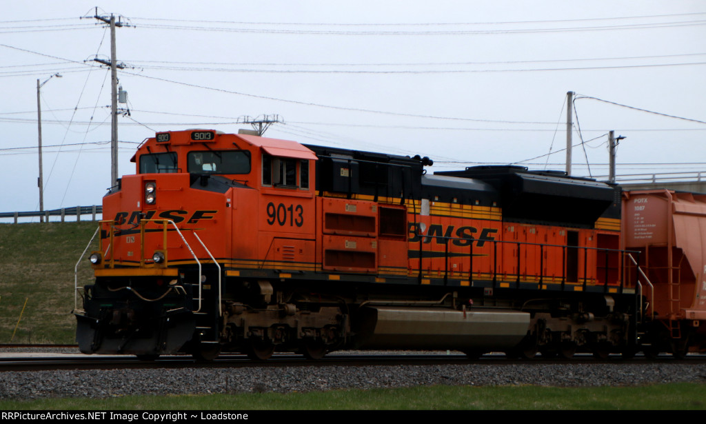 BNSF 9013